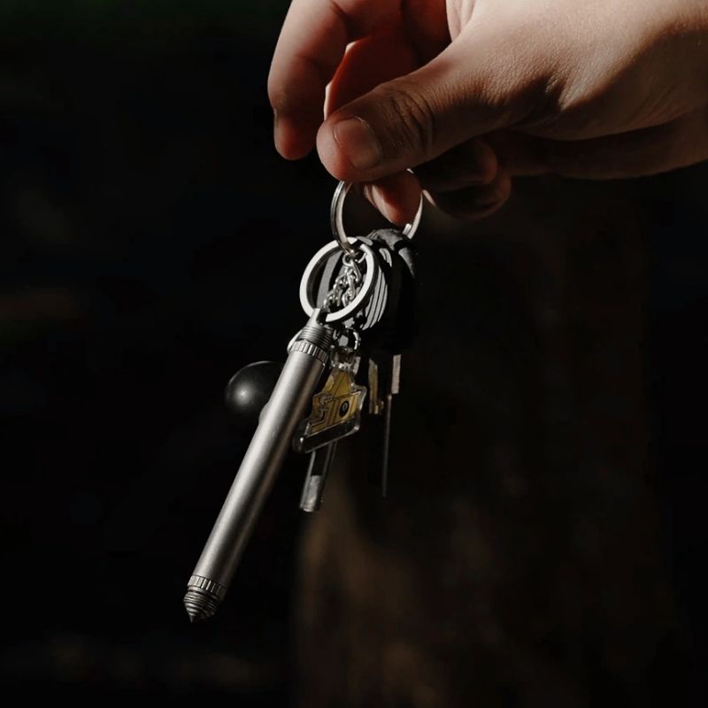 The Mantis Pen - Titanium 4-in-1 Multi-Tool – Edctitan