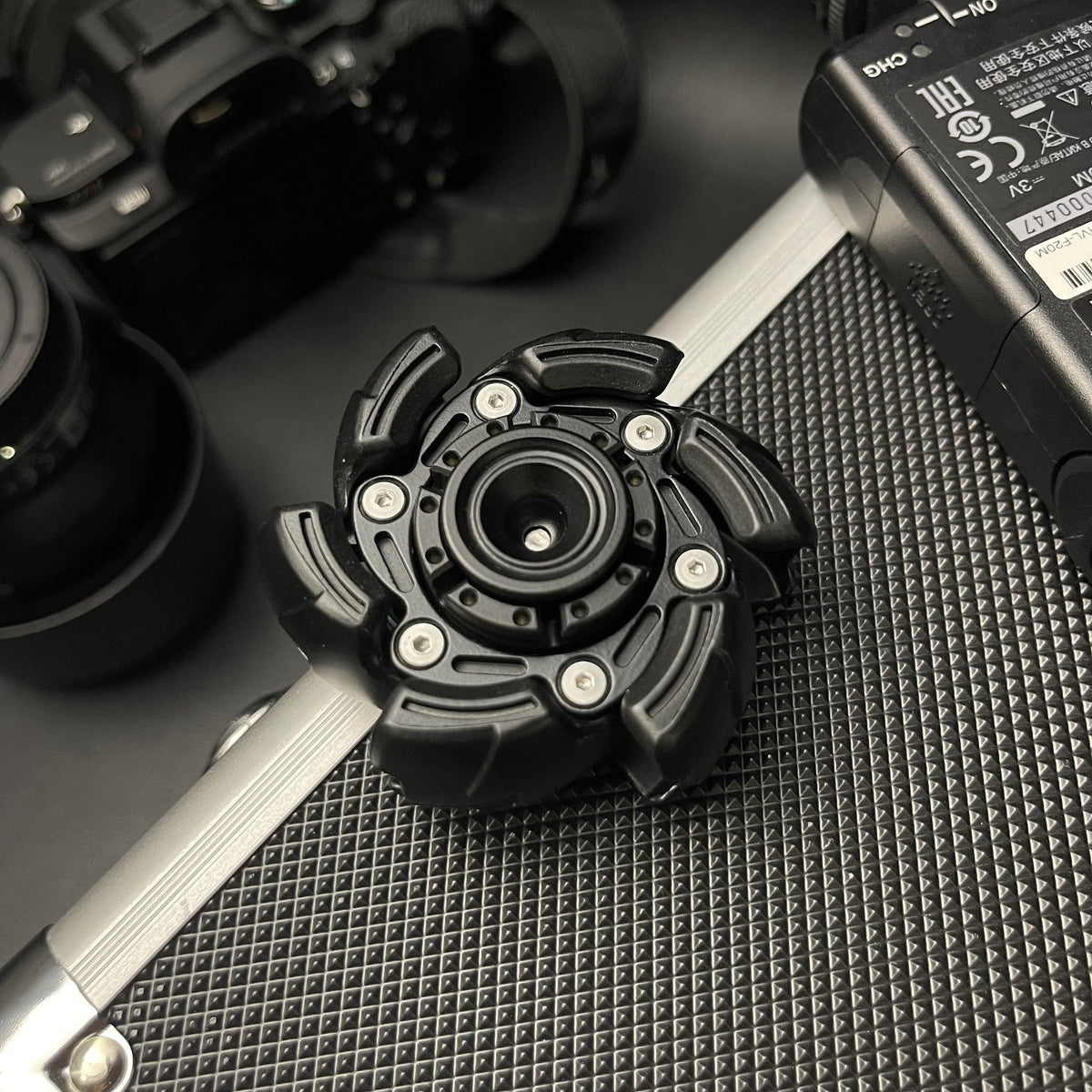 AlphaRevolve：Stainless Steel Mecha Fidget Spinner – Edctitan